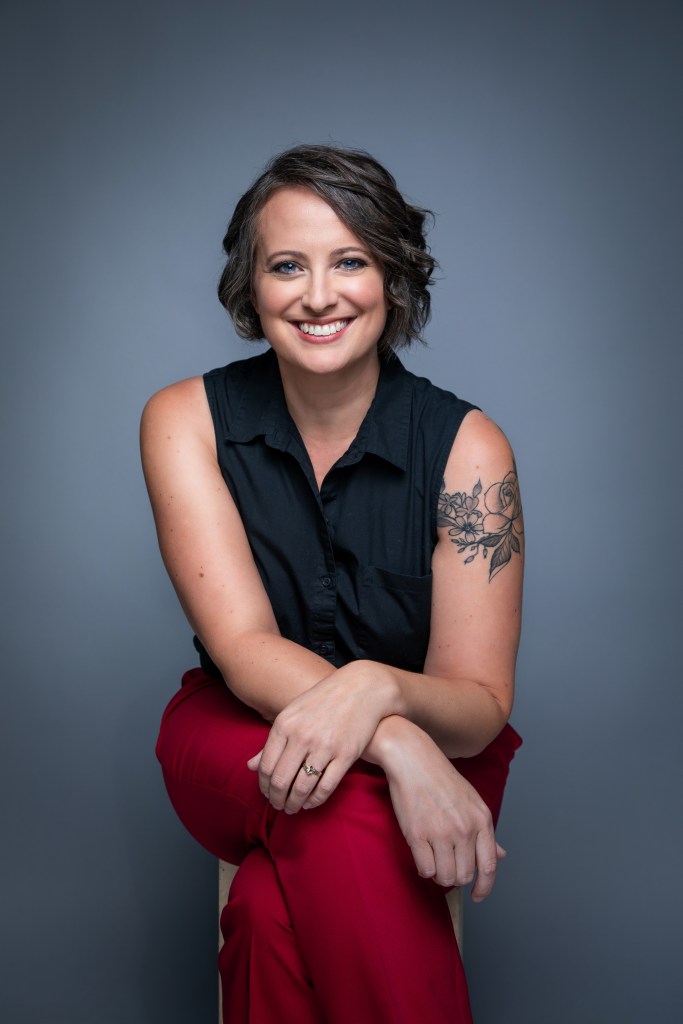 About | Erin Bartels